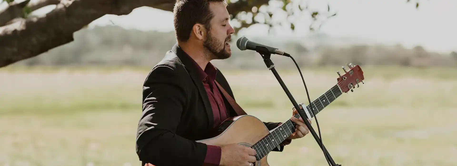 The Role of Wedding Singers: Why Live Music Elevates Your Big Day ...